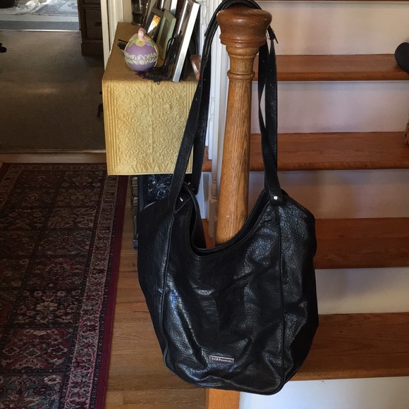 BCBGeneration | Bags | Bcbg Oversized Travel Bag W Convertible Handles ...